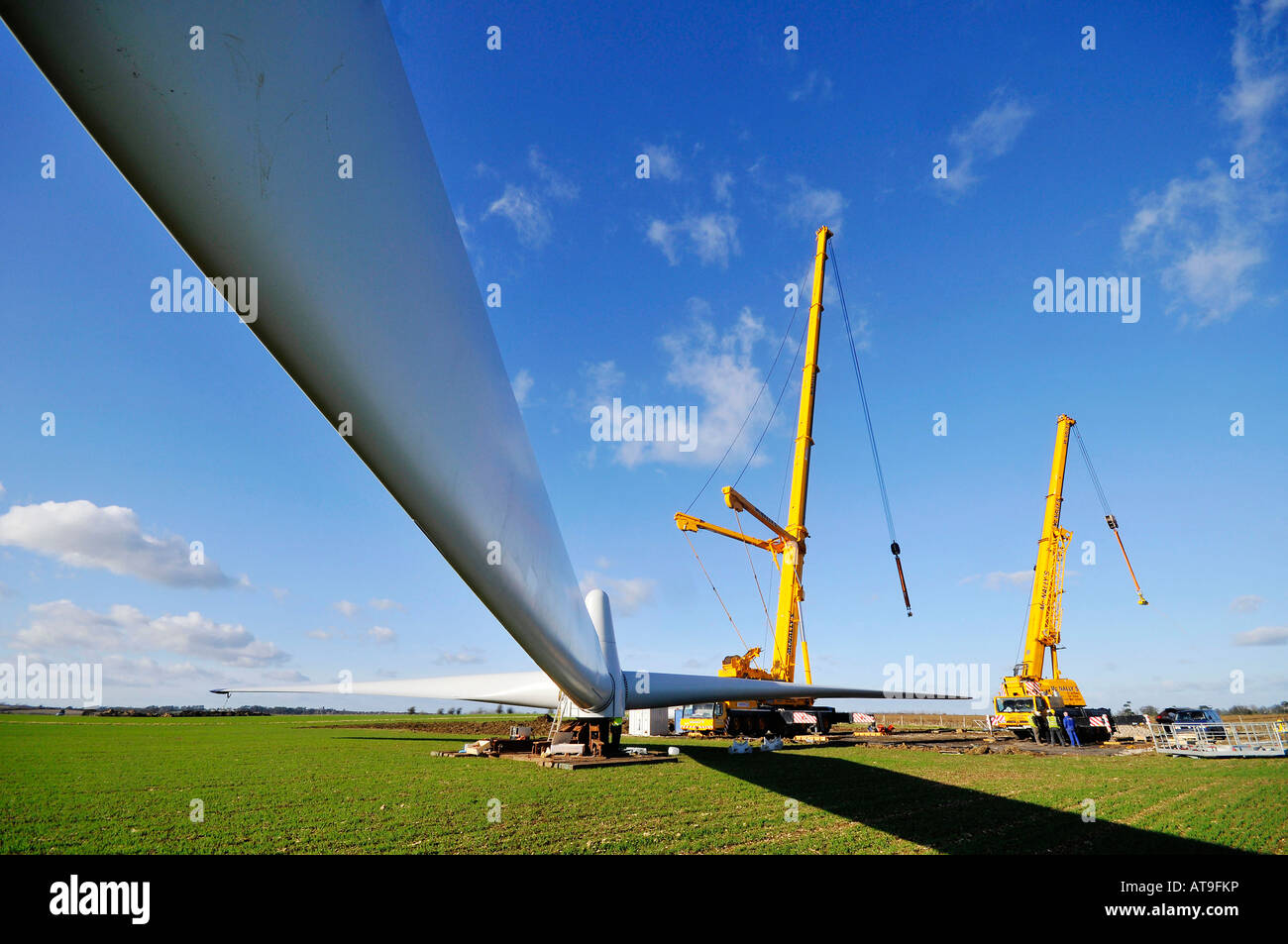 final day of construction at Westmill Wind Farm, Shrivenham ...