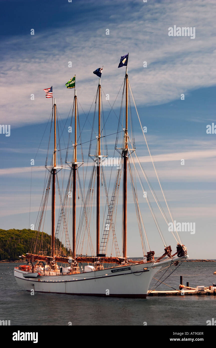 Four masted schooner hi-res stock photography and images - Alamy