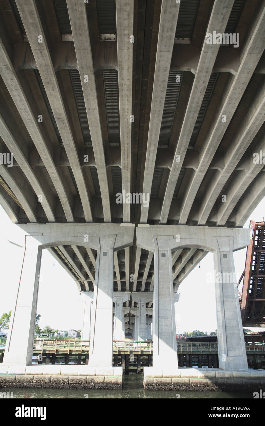 Concrete bridge beams hi-res stock photography and images - Alamy