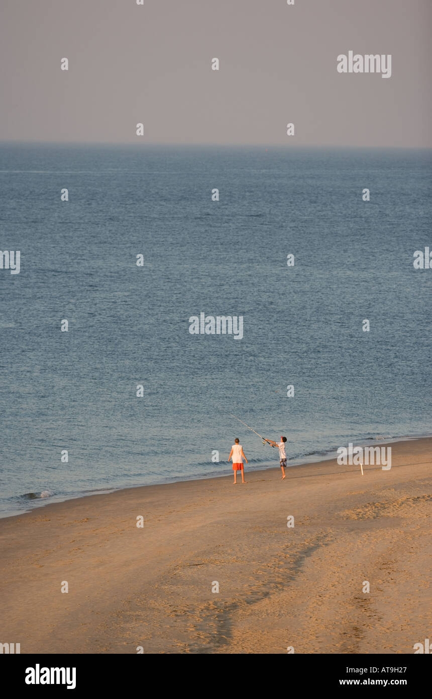 Waterline of Chesapeake Bay and beach near Lesner Bridge Lynnhaven ...