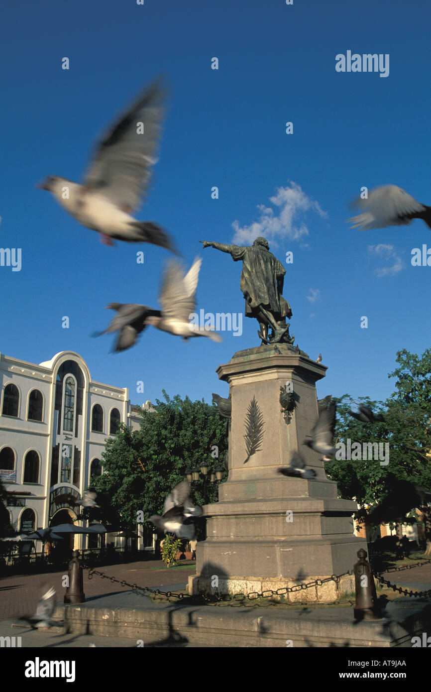 Parque colon hi-res stock photography and images - Alamy