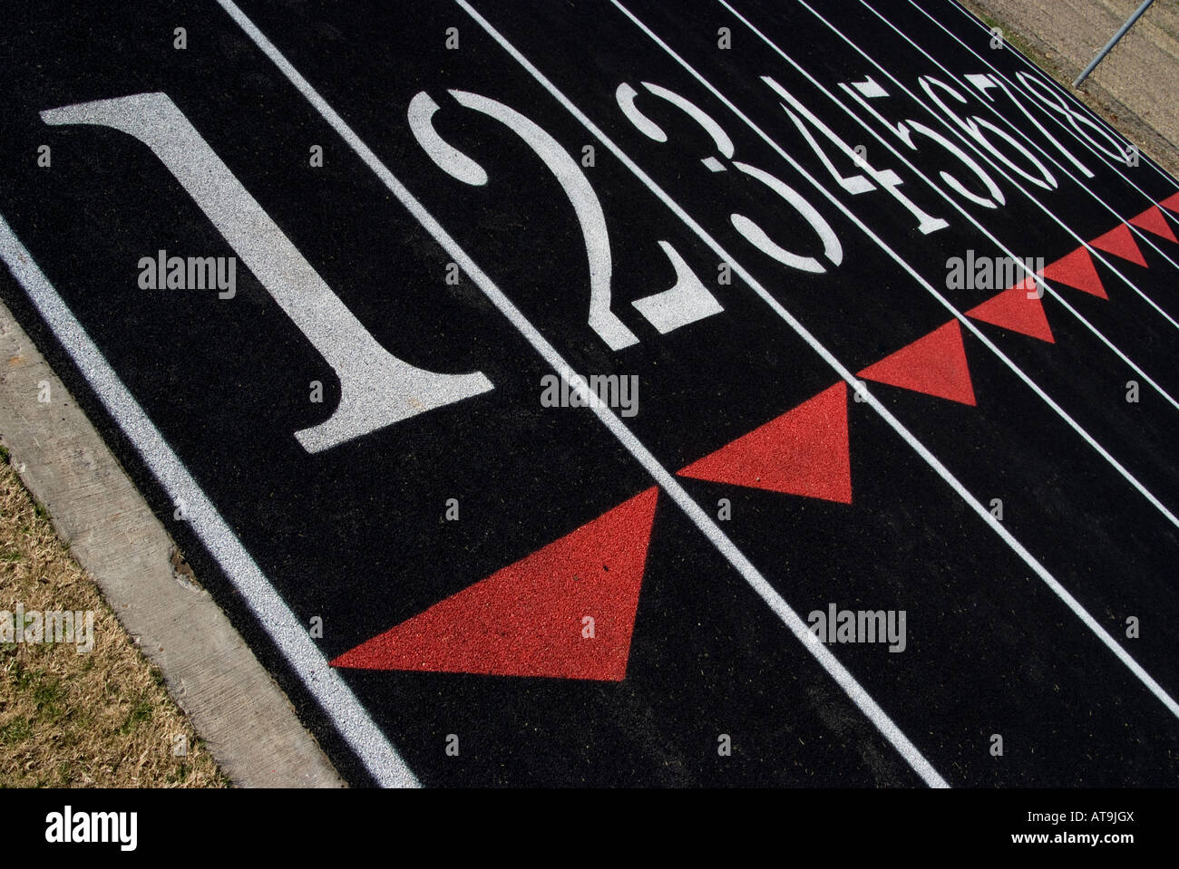 1 2 3 4 5 6 7 8 numbers hi-res stock photography and images - Alamy