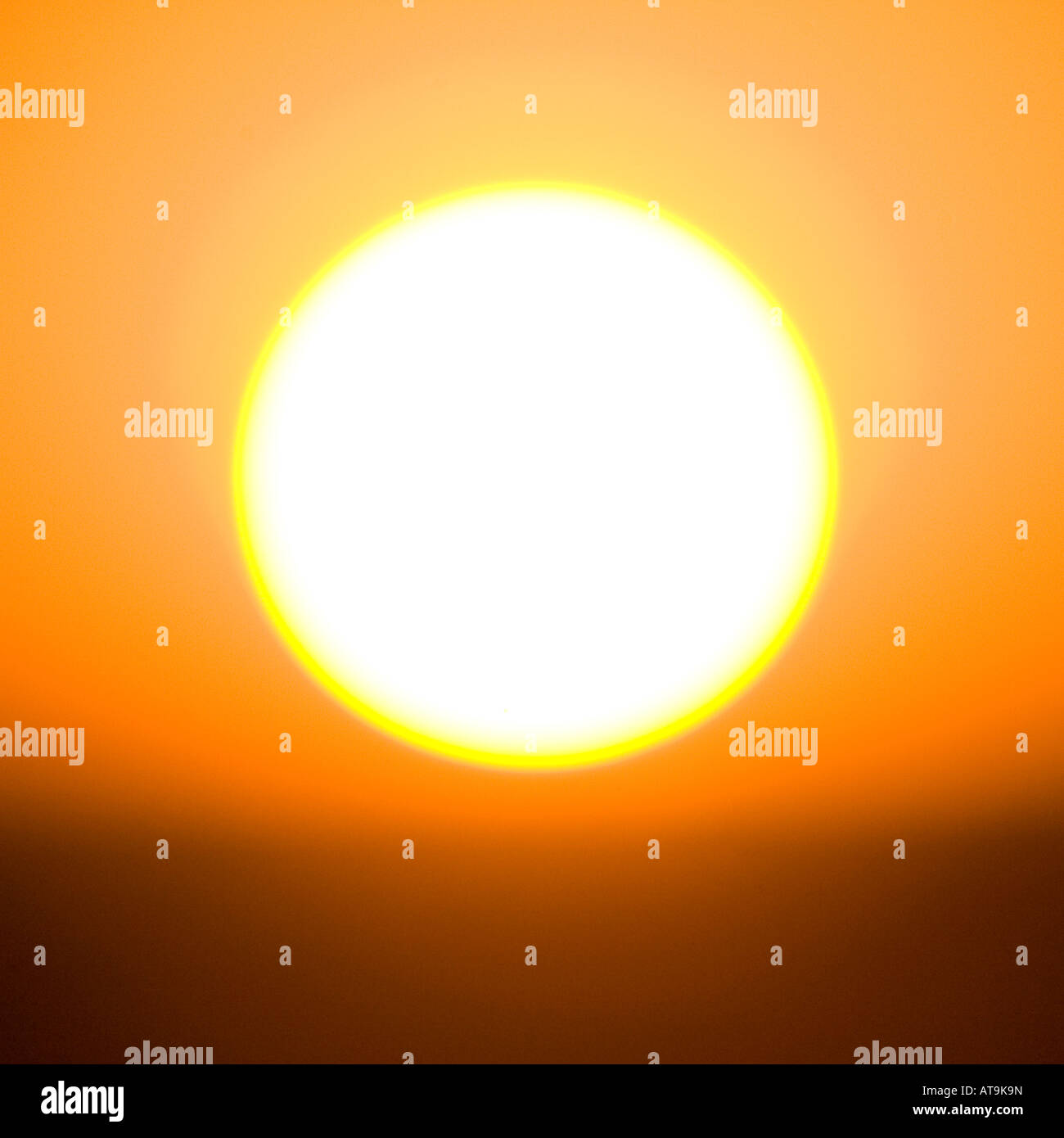 Sun beating down hi-res stock photography and images - Alamy