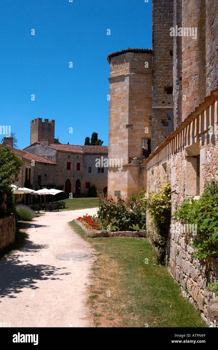 Larressingle, the smallest fortified village in France, nestling in the ...