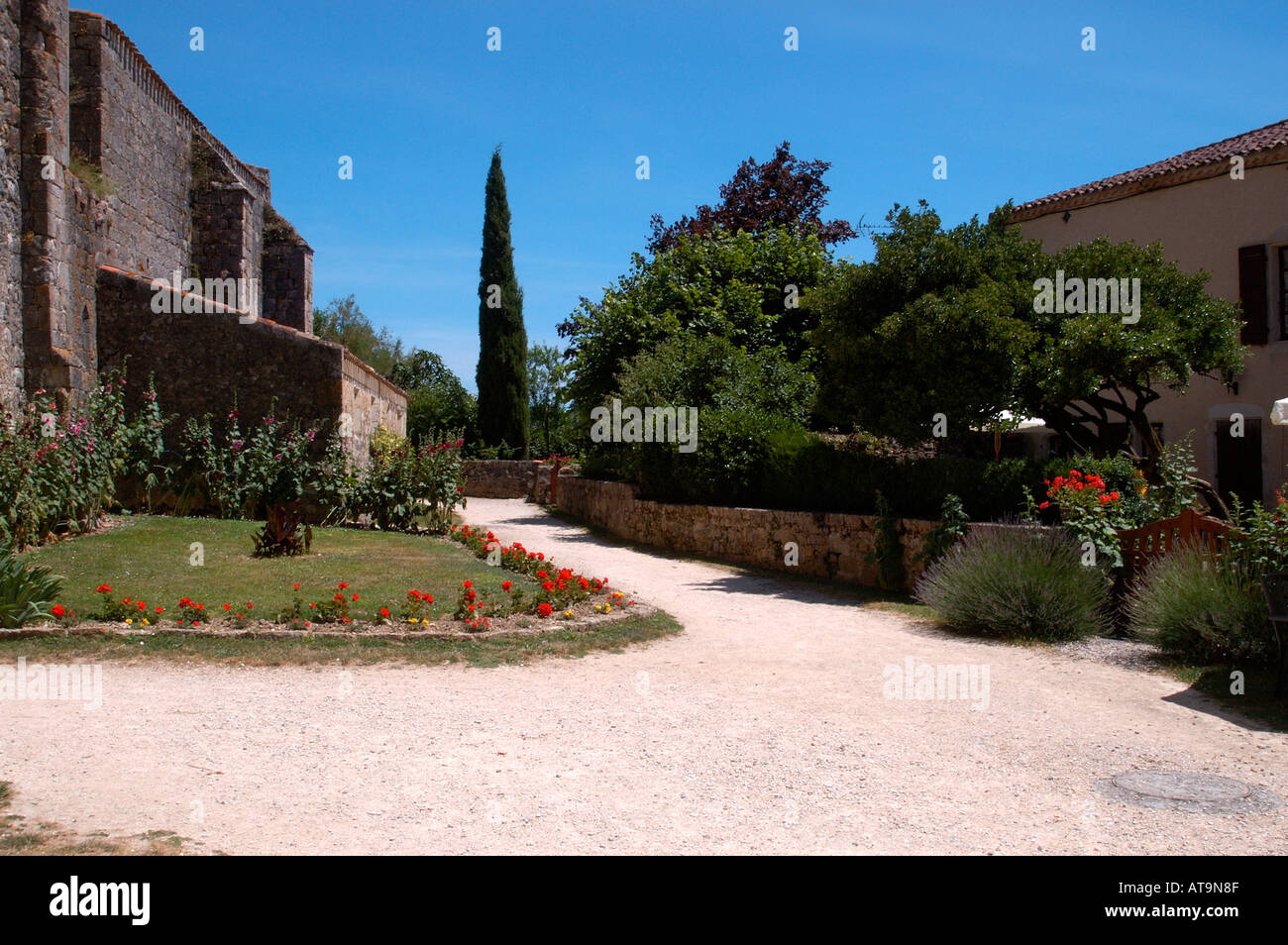 Larressingle, the smallest fortified village in France, nestling in the ...