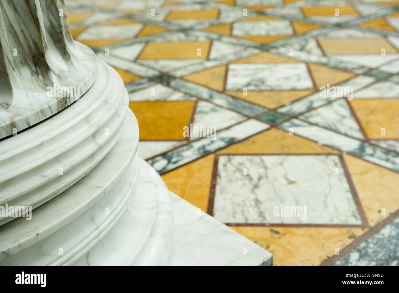 Patterned base hi-res stock photography and images - Alamy