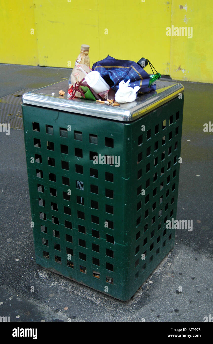 Full trash can Stock Photo - Alamy