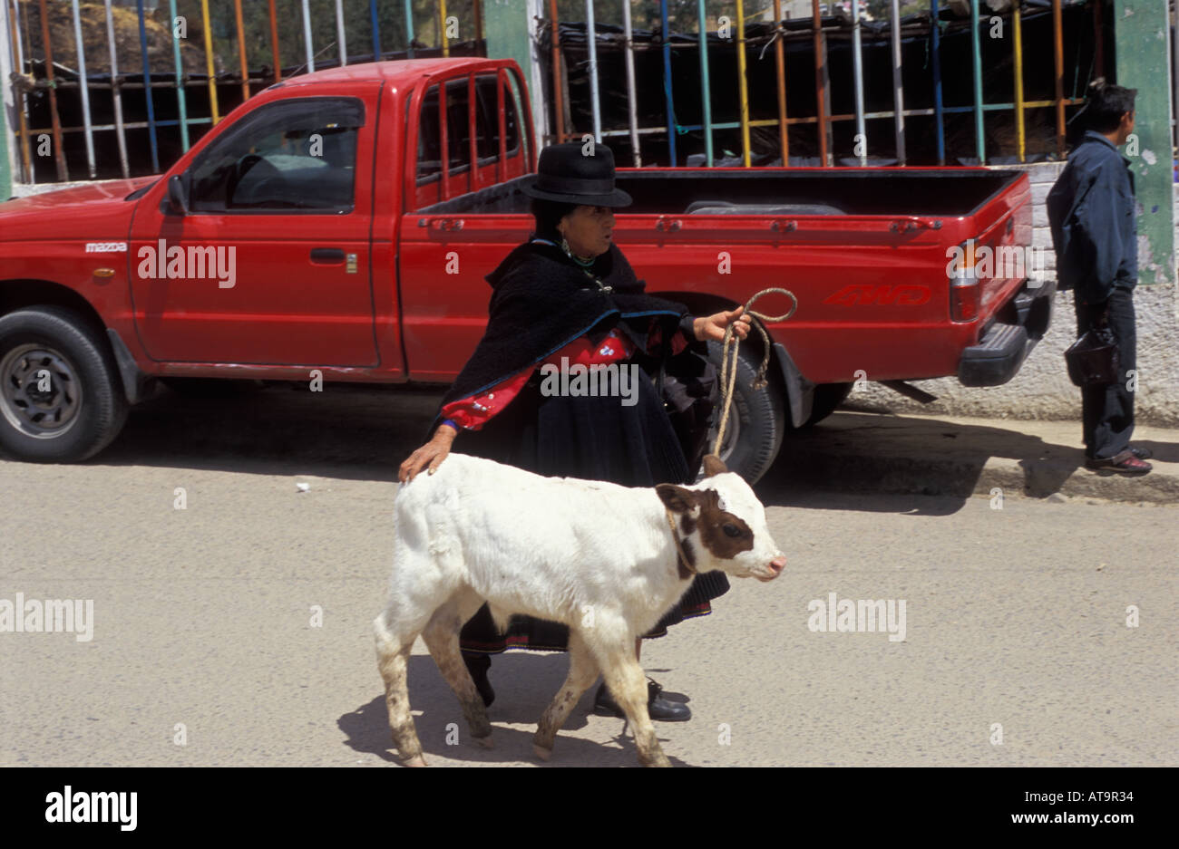 Saraguro indigenous people hi-res stock photography and images - Alamy