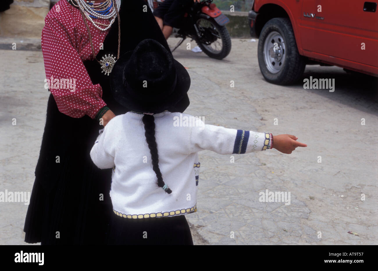 Saraguro ecuador hi-res stock photography and images - Alamy