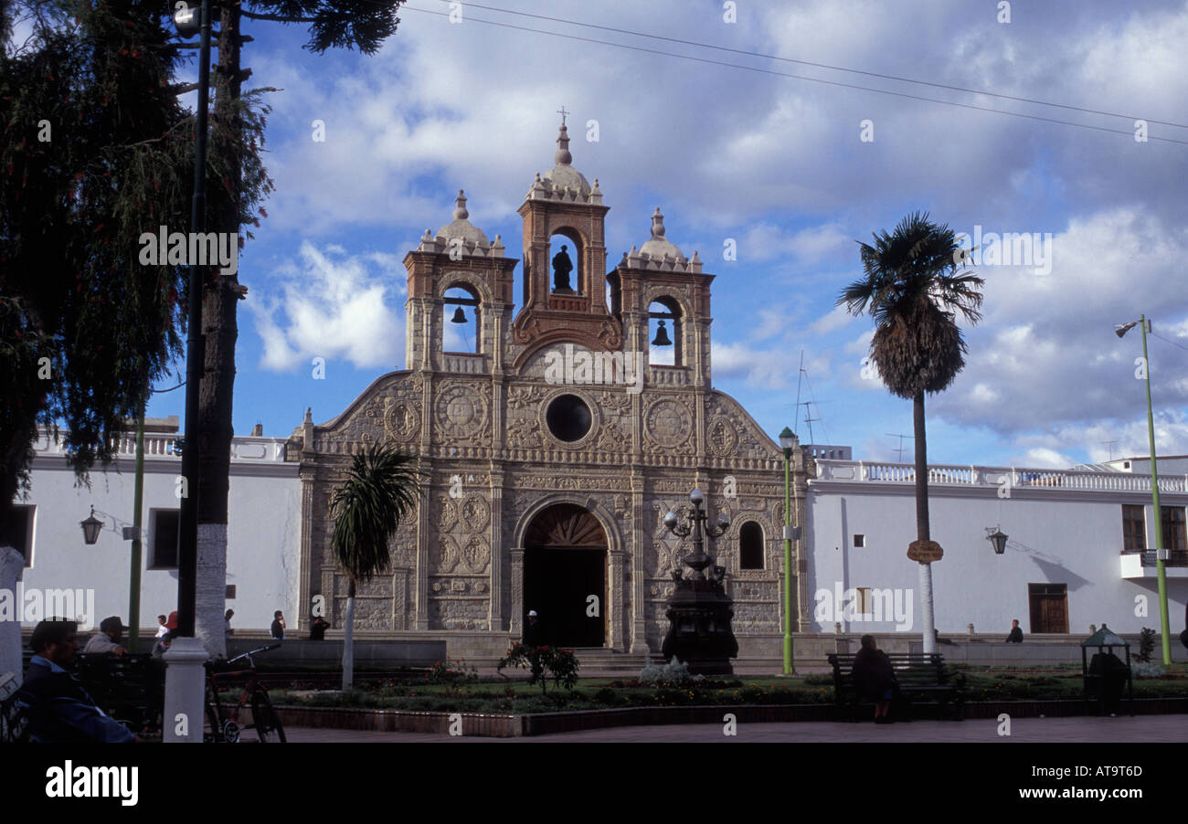 The Santa Barbara Cathedral on the main plaza of Parque Maldonado in ...