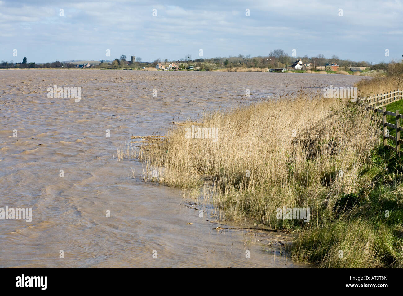 Severn river bore hi-res stock photography and images - Alamy