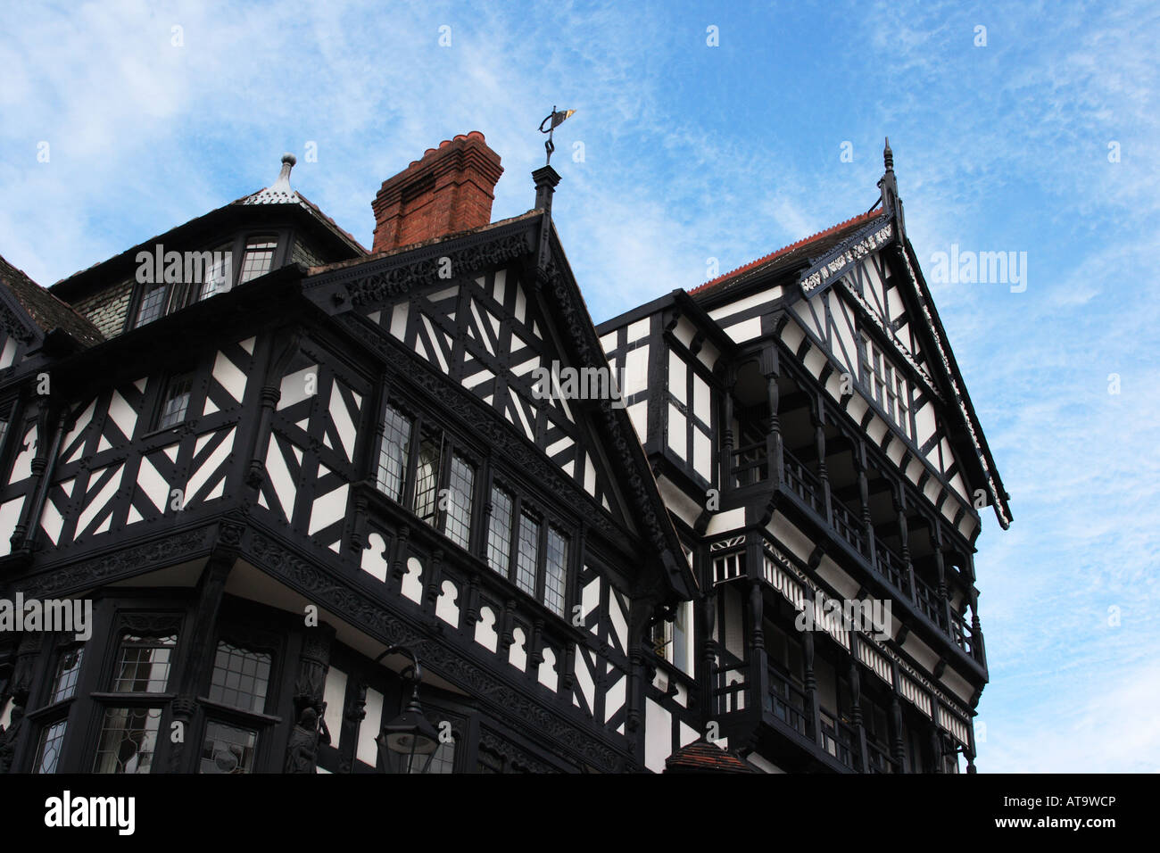 A Tudor style building Stock Photo - Alamy