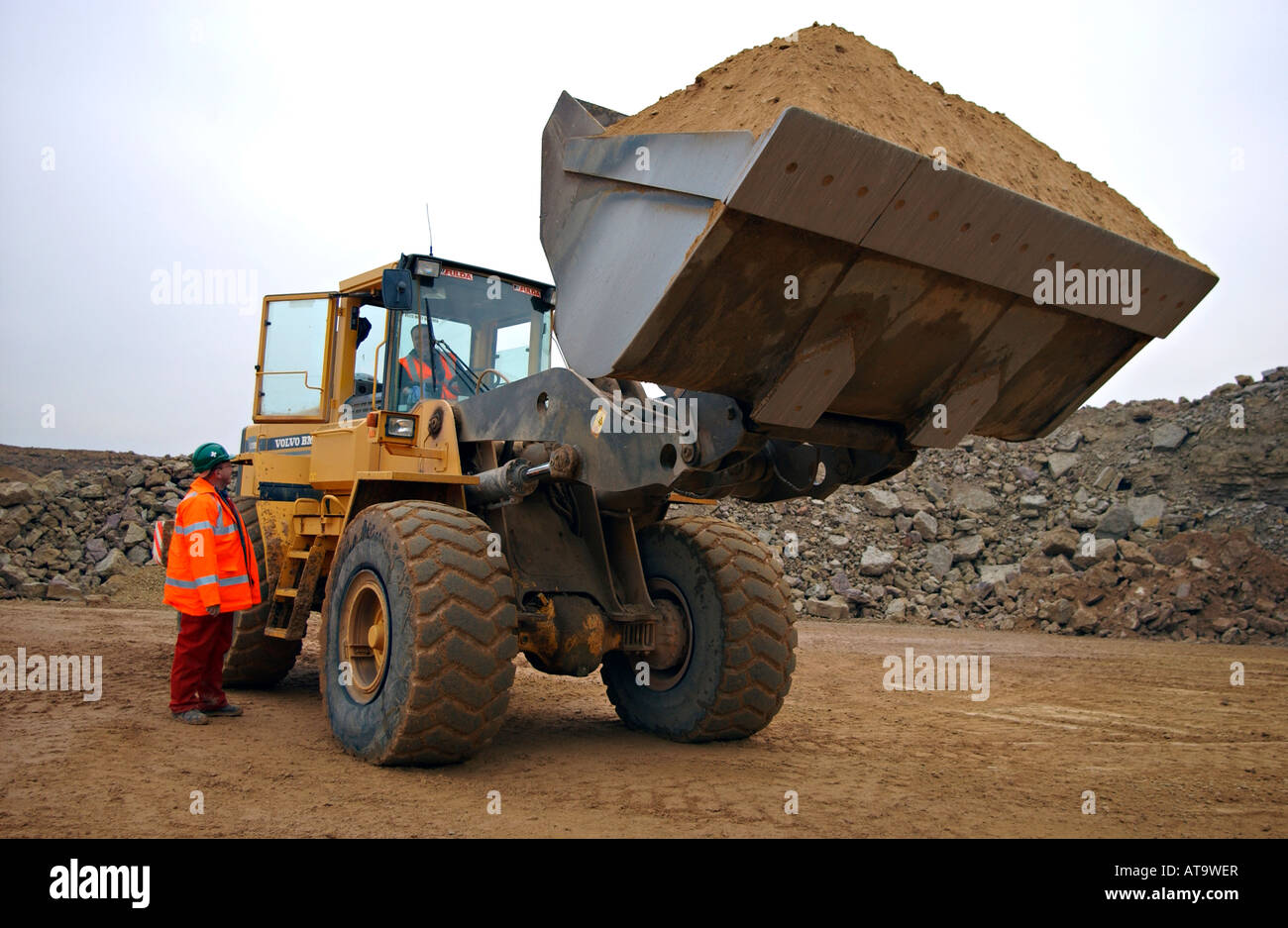 Dumpit site hi-res stock photography and images - Alamy
