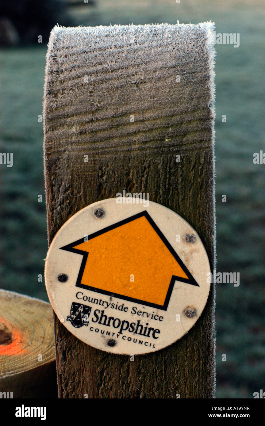 Walkers route signpost Stock Photo - Alamy
