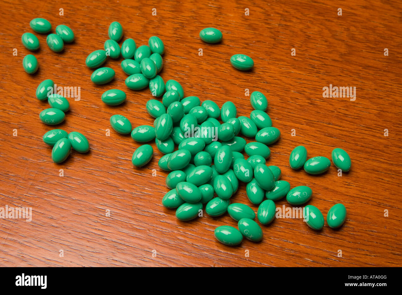Pill tablet capsule hi-res stock photography and images - Alamy