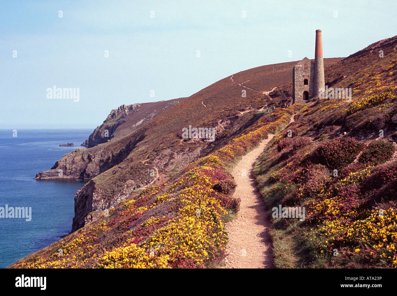Chapel porth beach mine hi-res stock photography and images - Alamy