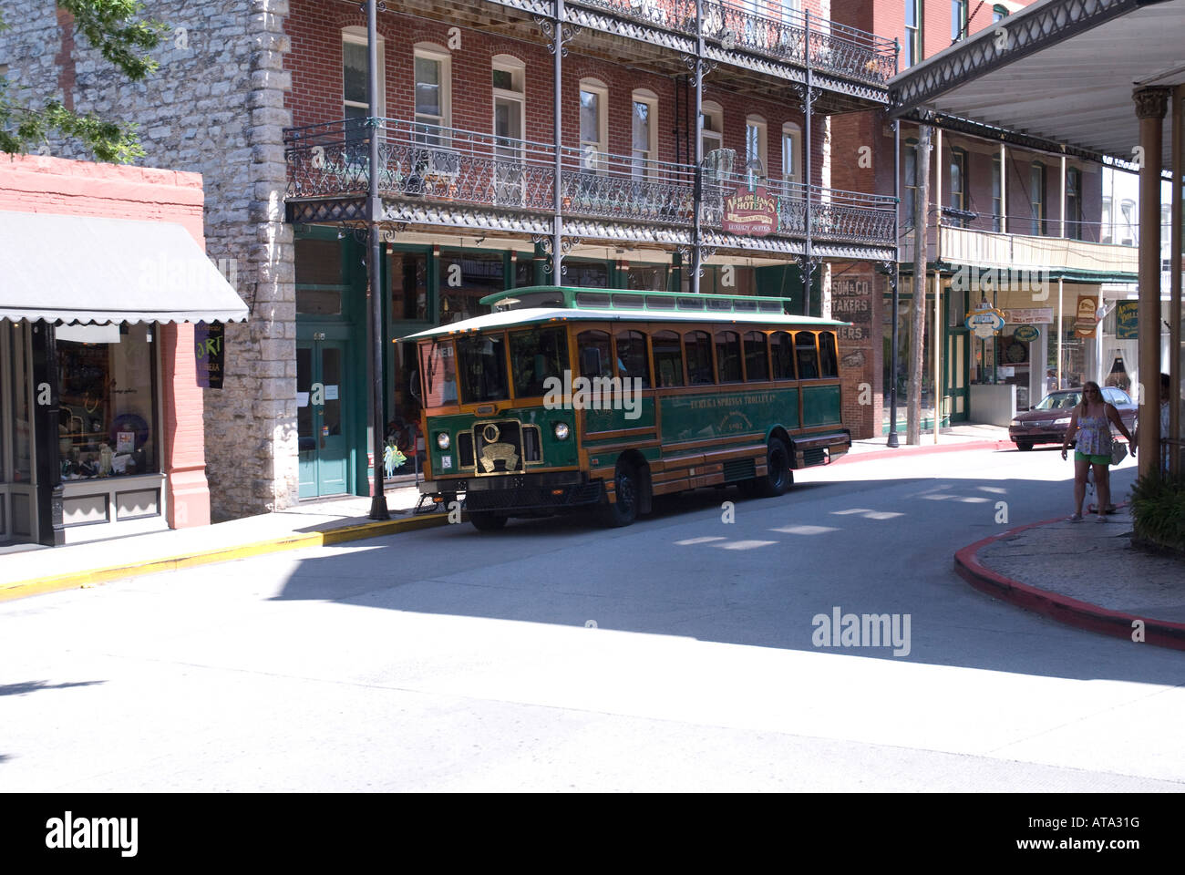 Tourist Trolley Bus, Spring Street, Eureka Springs, Ozark Mountains ...