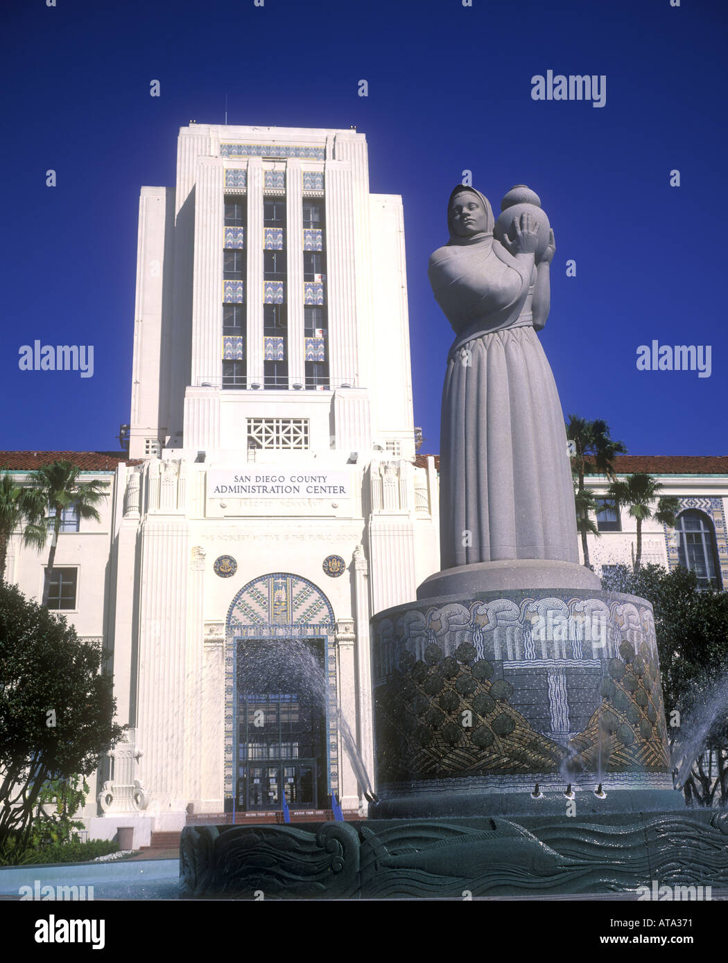 San diego county administration building hi-res stock photography and ...