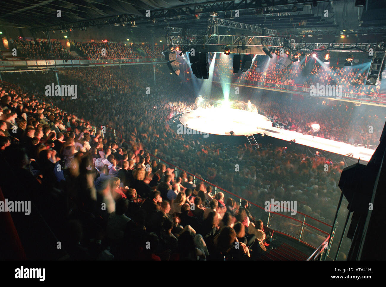 Crowd at Live Event www osheaphotography com Stock Photo - Alamy