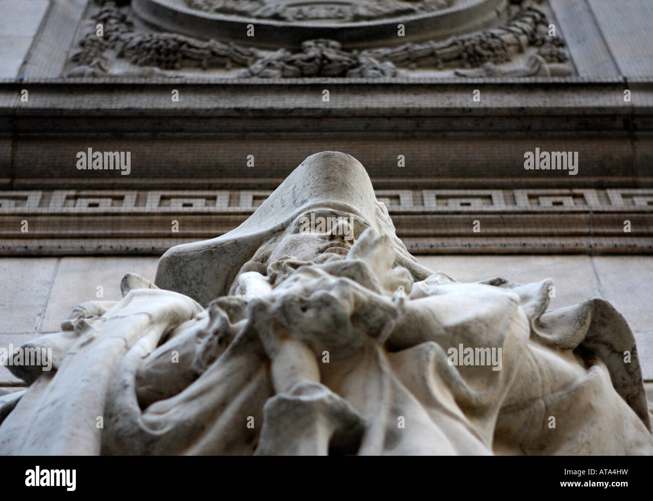 In New York City Statues adorning the Washington Square arch in the ...