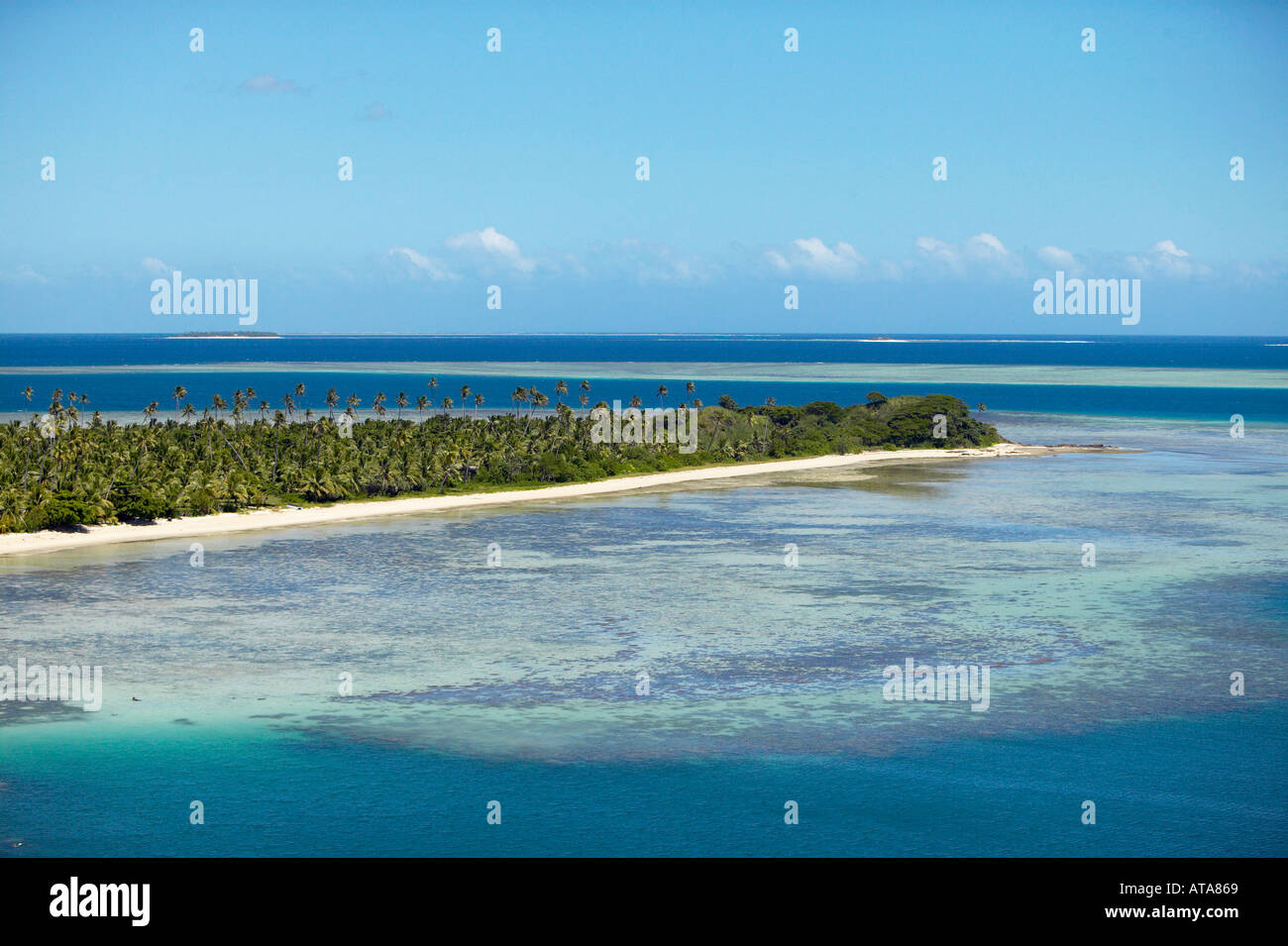 Mamanuca group hi-res stock photography and images - Alamy
