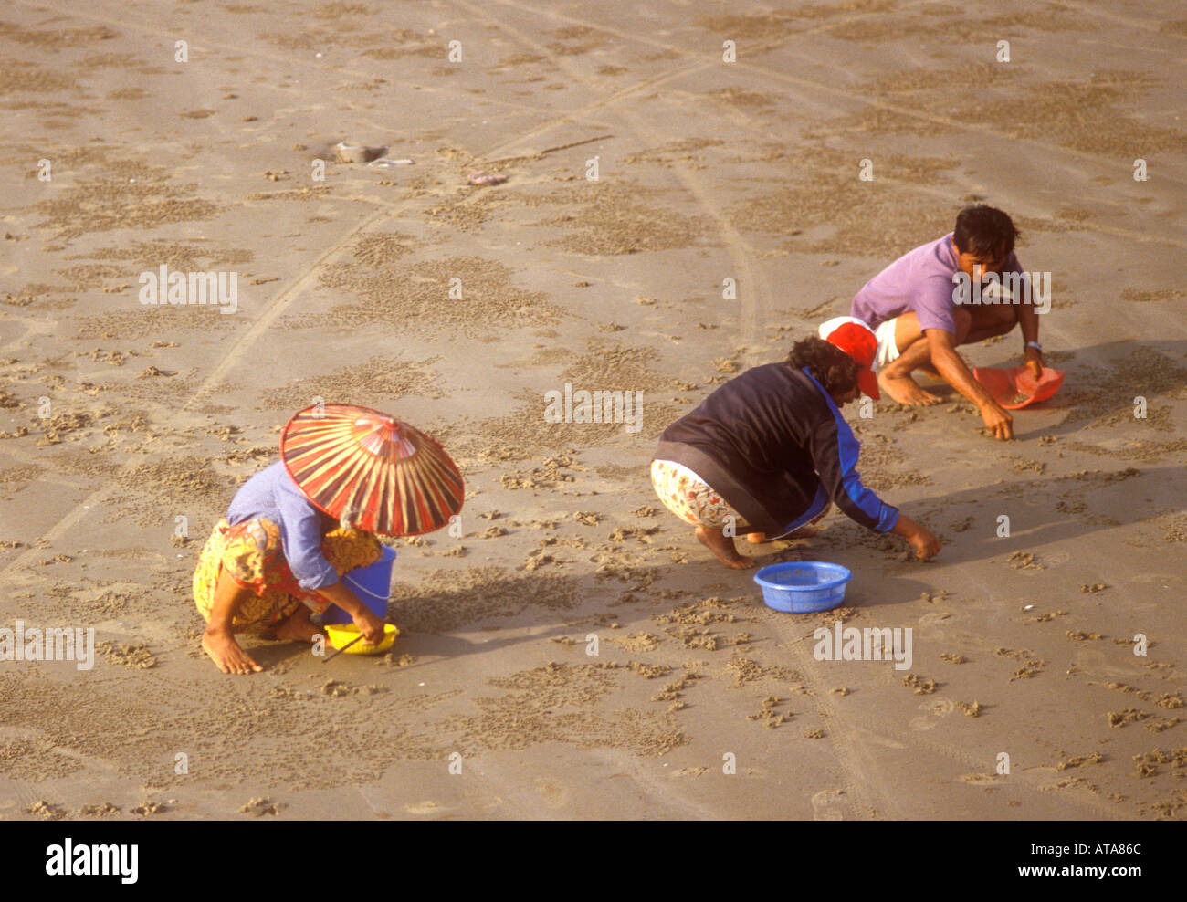 Miri beach people malaysia hi-res stock photography and images - Alamy