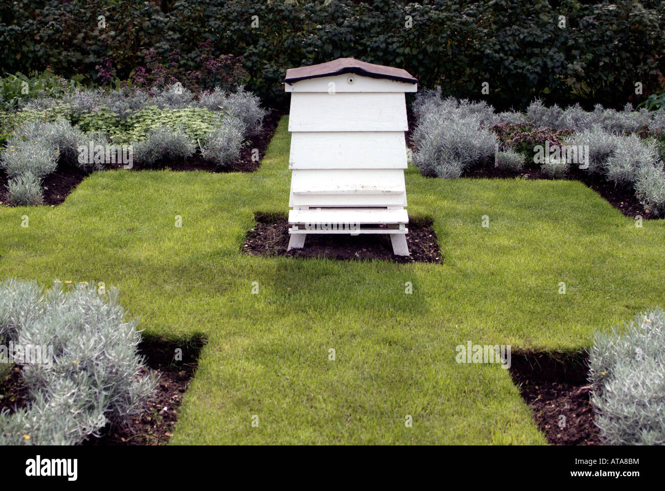 Wooden behive hi-res stock photography and images - Alamy