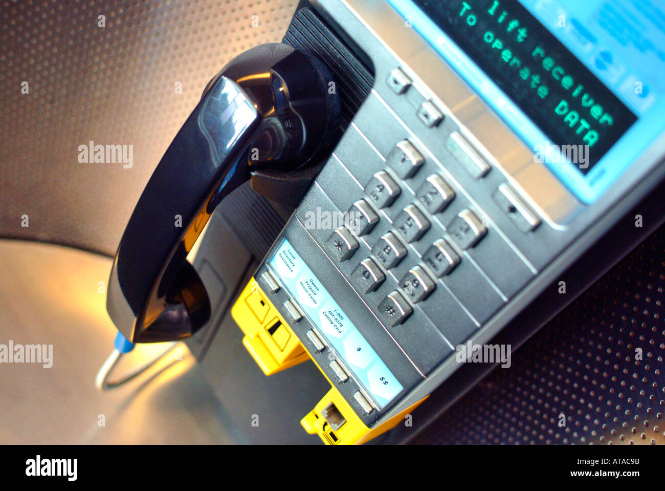 Row of old pay phone hi-res stock photography and images - Alamy