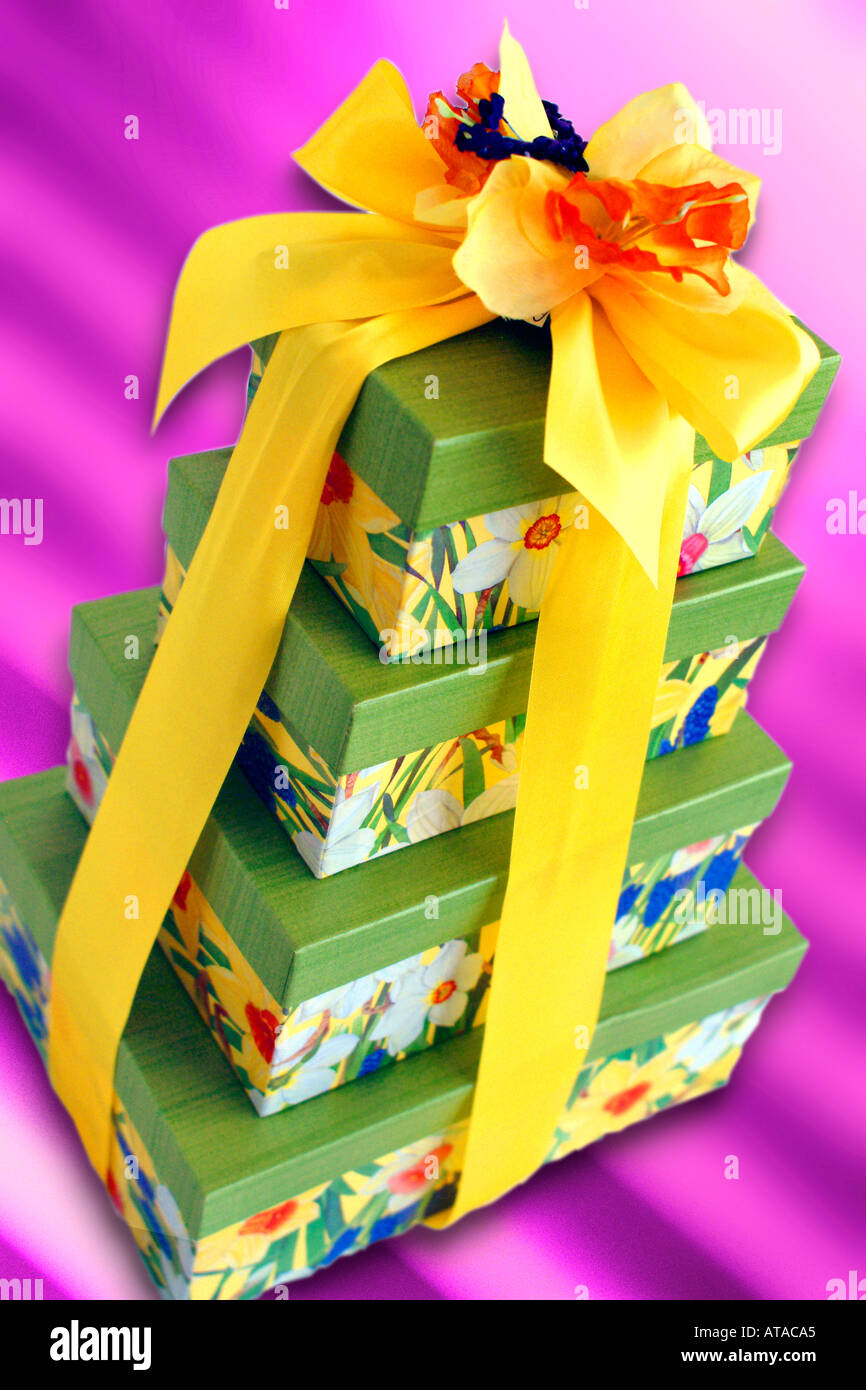 Boxes stacked tower gifts hi-res stock photography and images - Alamy