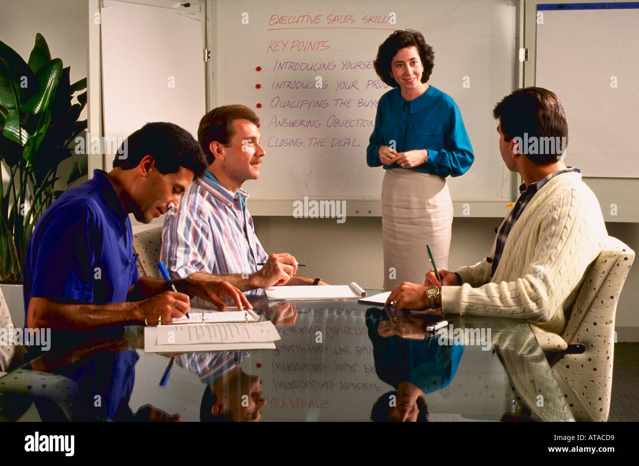 University class rooms hi-res stock photography and images - Alamy