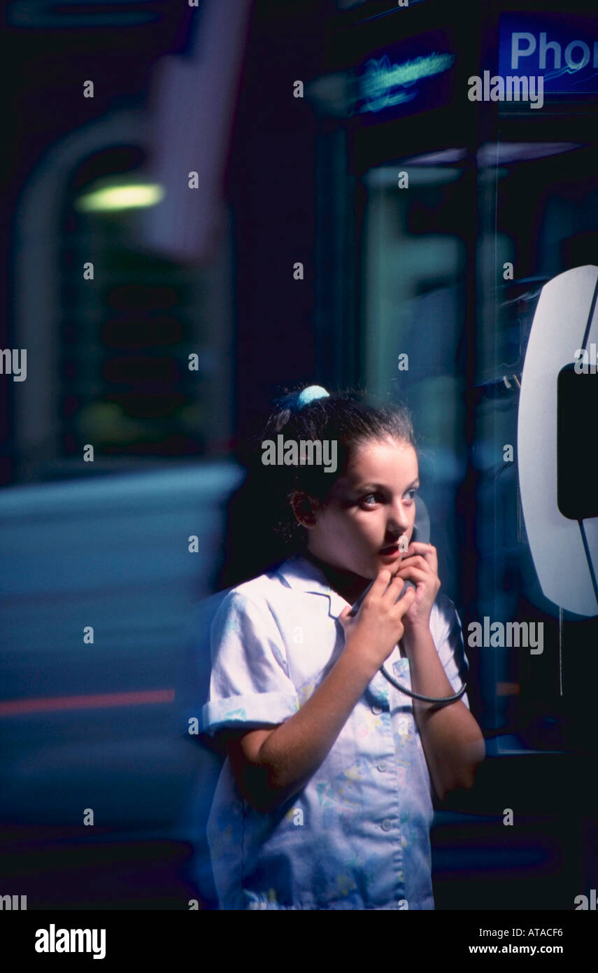 Girls on pay phone hi-res stock photography and images - Alamy