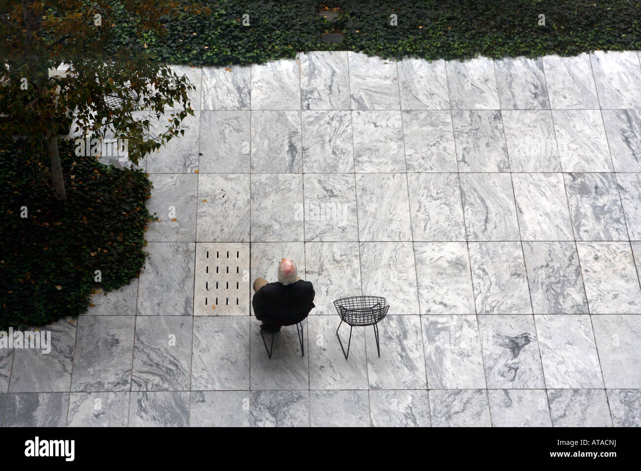 In New York City Inside MoMA Museum of Modern Art in the garden Stock ...