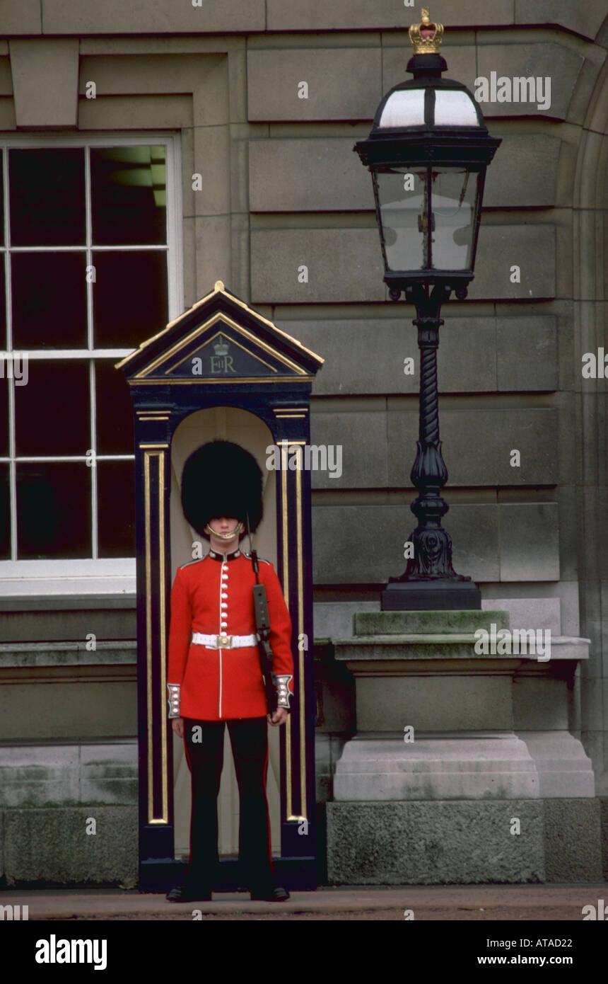 Palace Guard London England Stock Photo - Alamy