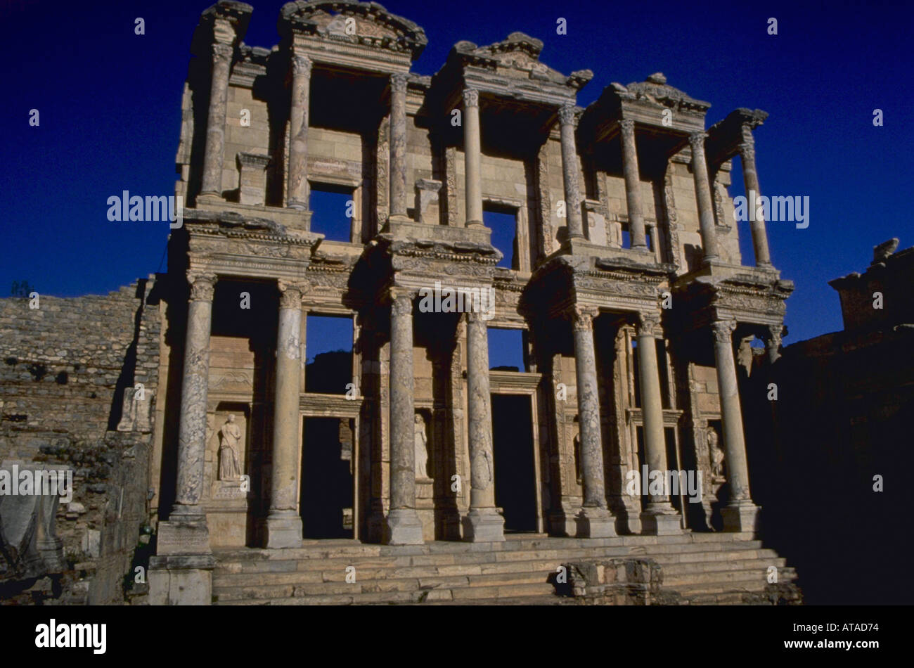 EPHESUS TURKEY LIBRARY OF CELSUS RUINS Stock Photo - Alamy