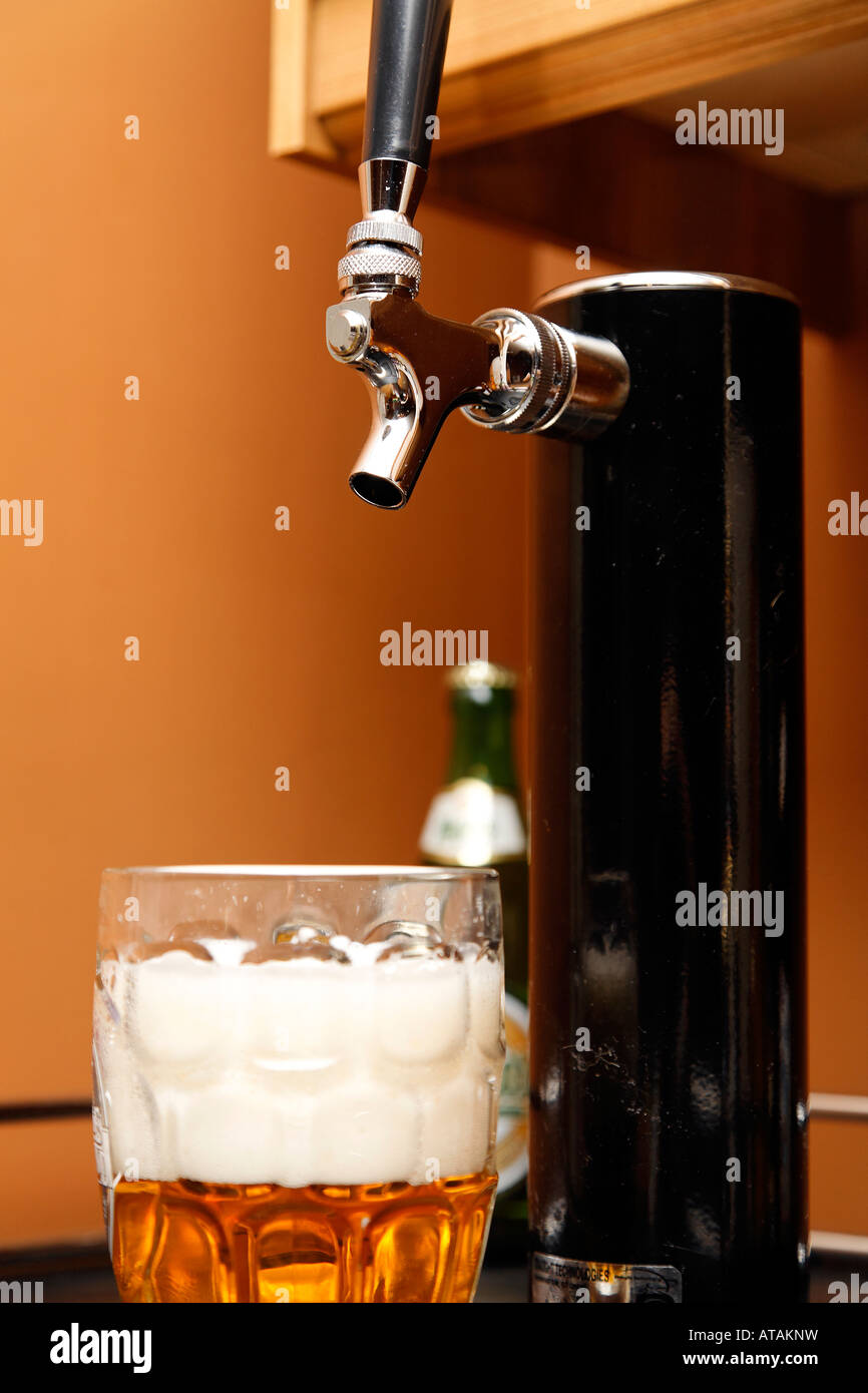 A draught beer tap Stock Photo - Alamy