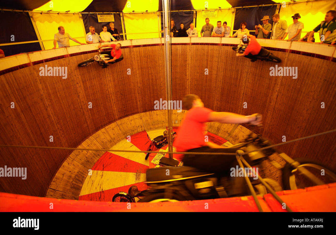Wall Of Death Stock Photo - Alamy