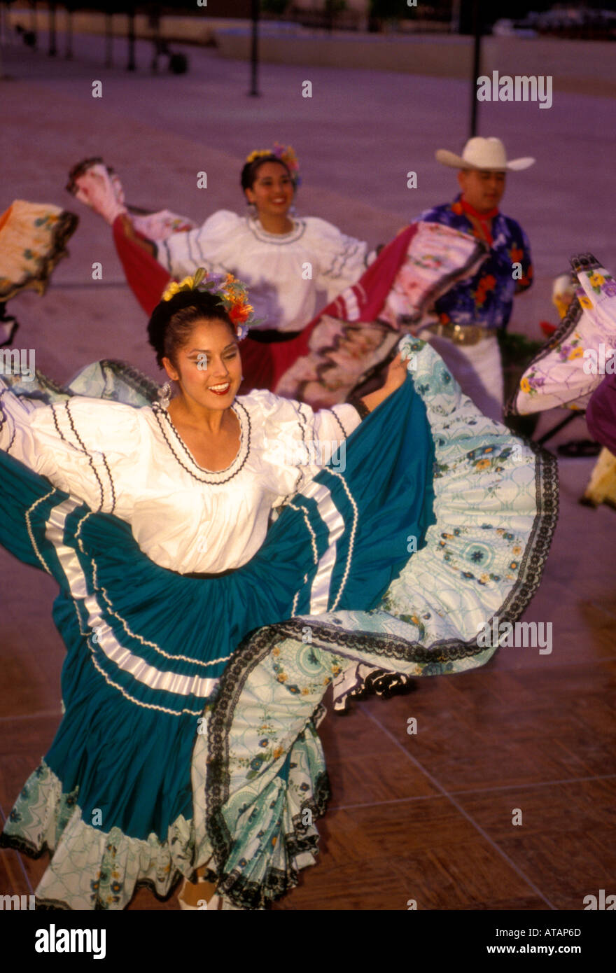 National hispanic cultural center hi-res stock photography and images ...