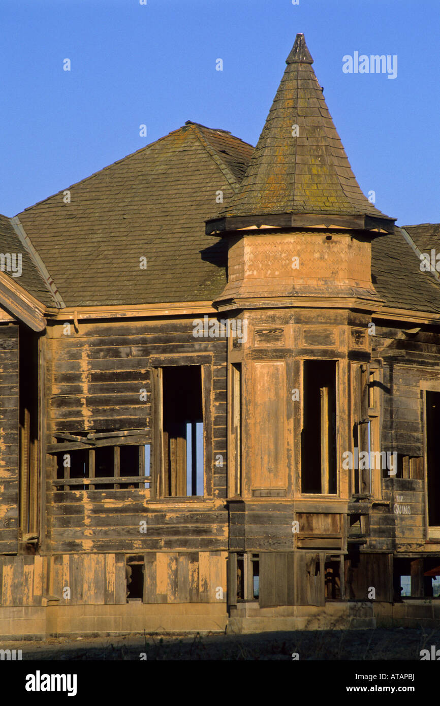 Victorian house exterior old hi-res stock photography and images - Alamy