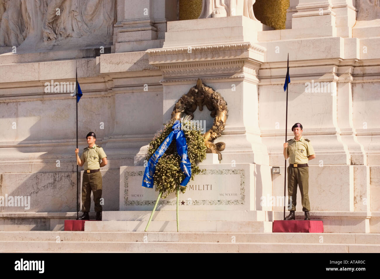 Honor Guards, Tomb of the Unkown Soldier, Rome, Italy Stock Photo - Alamy