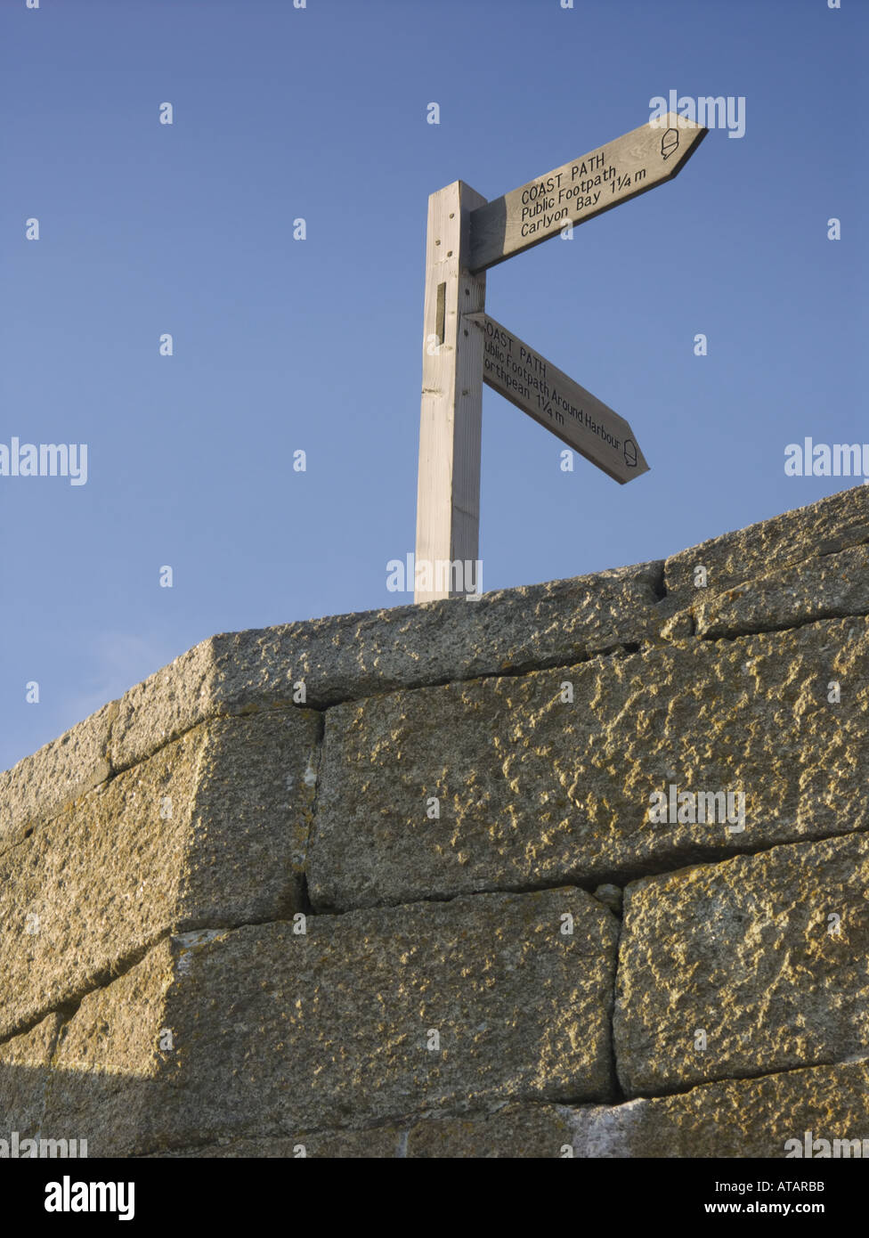 Kernow sign hi-res stock photography and images - Alamy