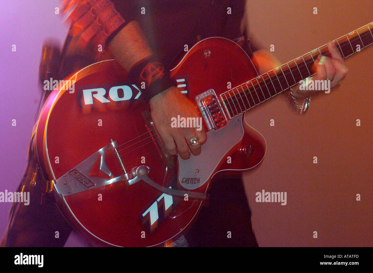 Alice cooper guitarist hi-res stock photography and images - Alamy