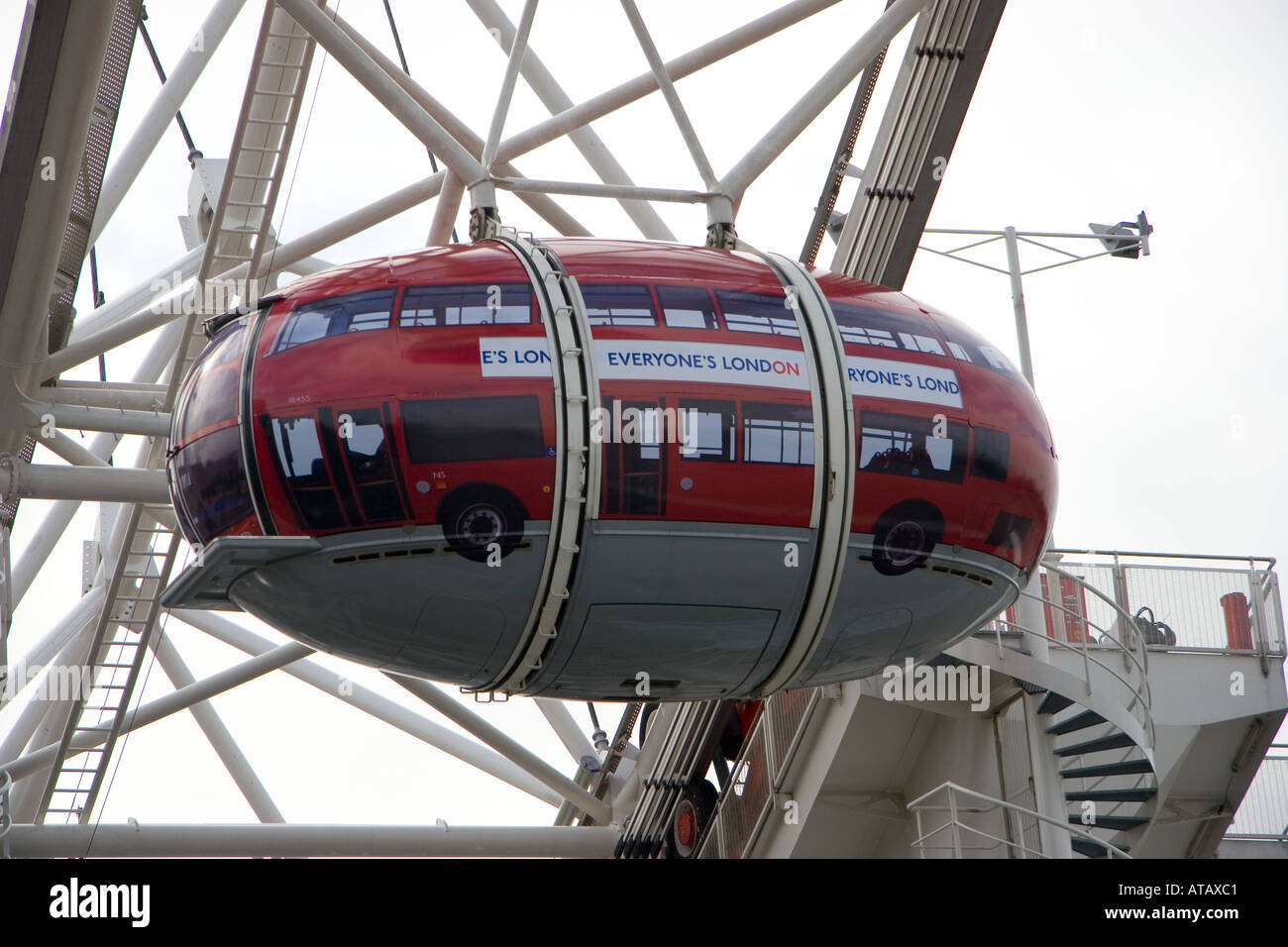 London Eye,Red Bus car Stock Photo - Alamy