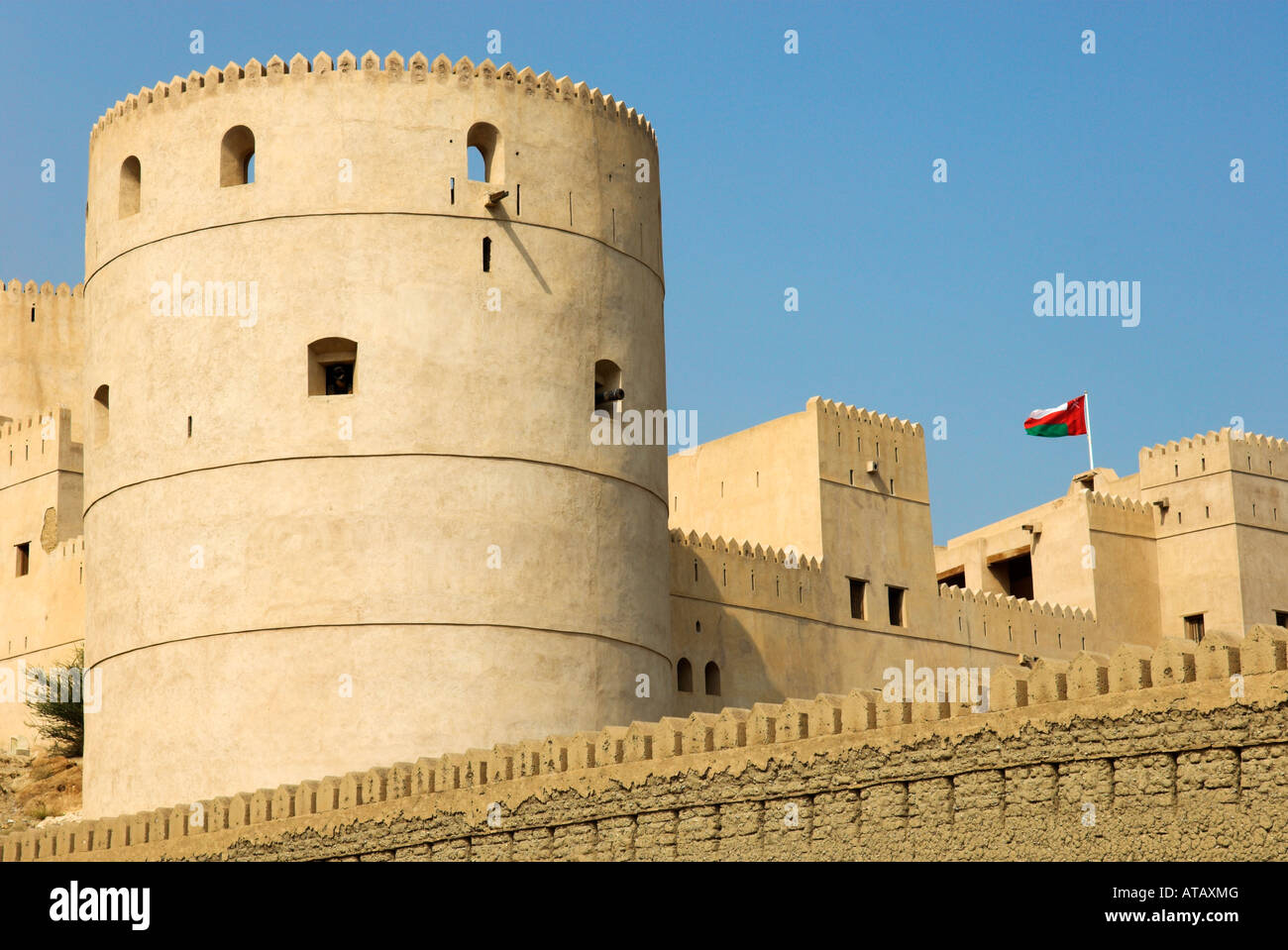 Round tower of Ar Rustaq fort Oman Stock Photo - Alamy