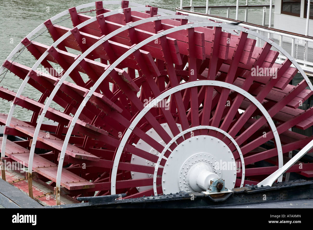 Boat paddlewheel propeller hi-res stock photography and images - Alamy
