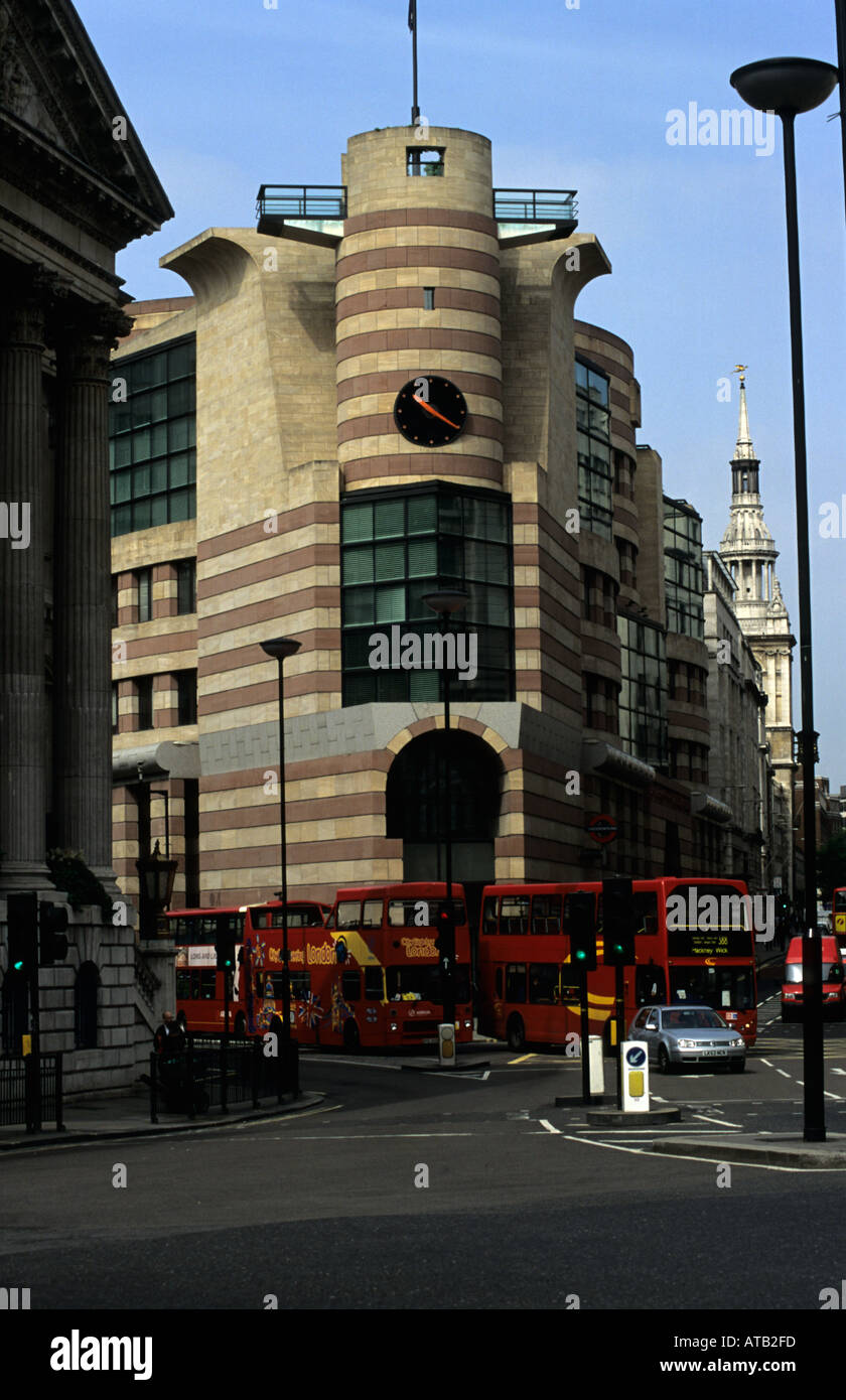 No 1 Poultry, Financial district, City, London, England, UK Stock Photo ...