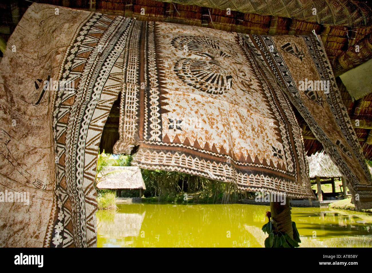 Tapa or kapa cloth hi-res stock photography and images - Alamy