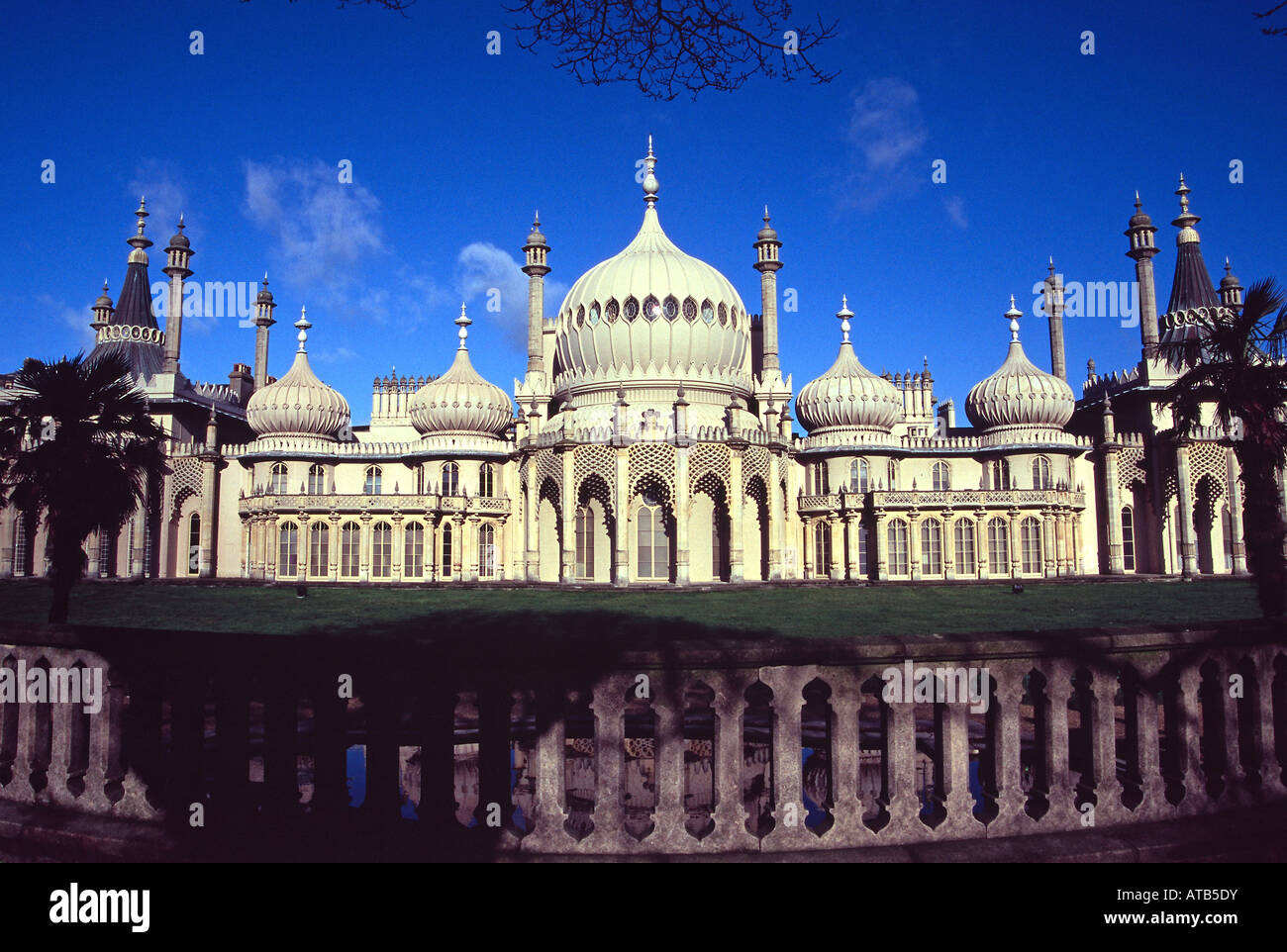 royal pavillion posh council house brighton sussex england uk gb Stock ...