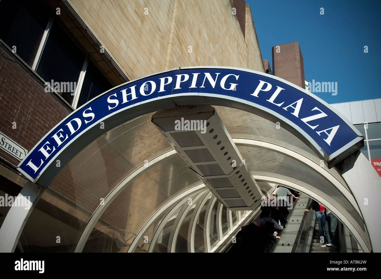 British retailing retail centre hi-res stock photography and images - Alamy