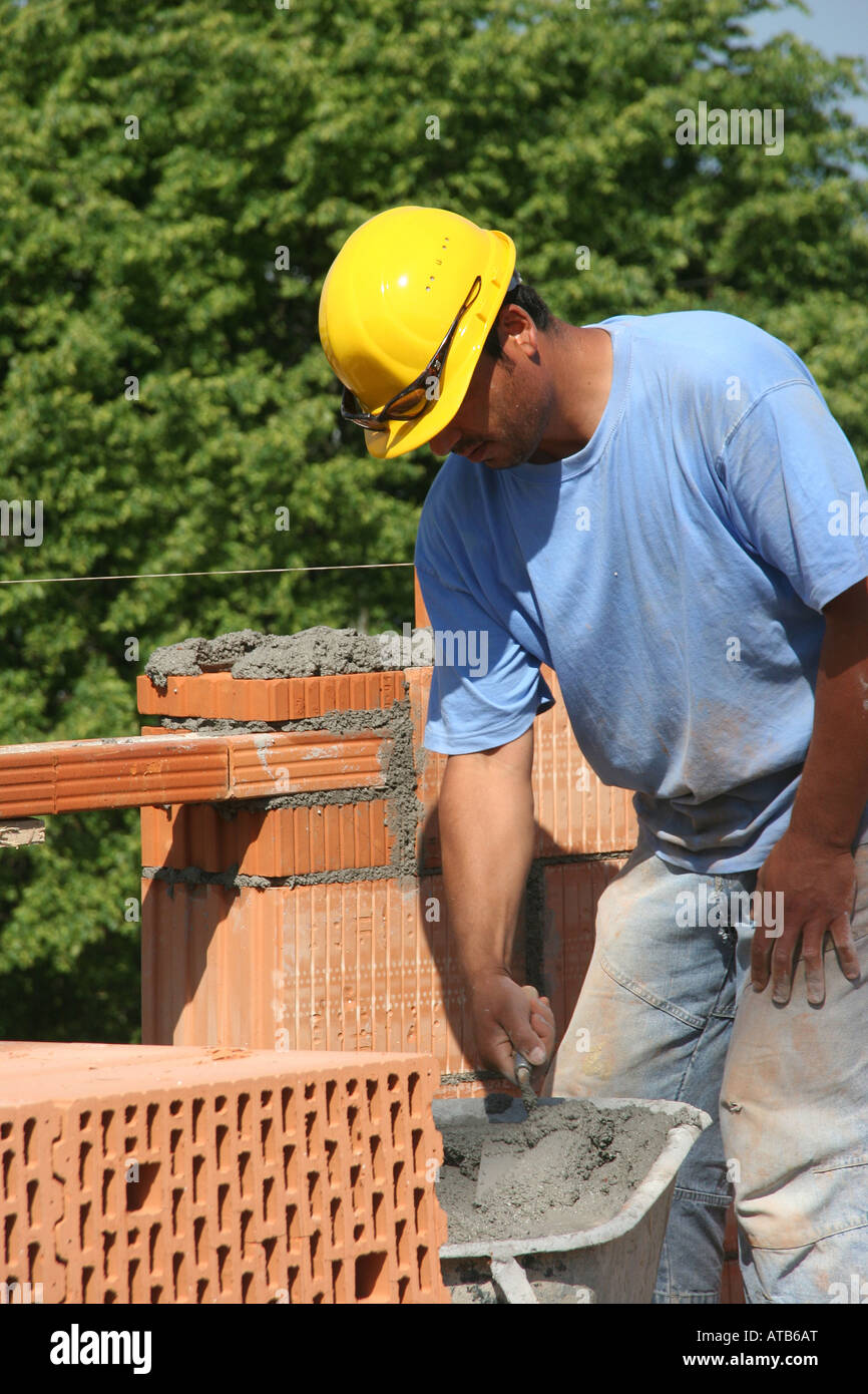 Workers building societies hi-res stock photography and images - Alamy