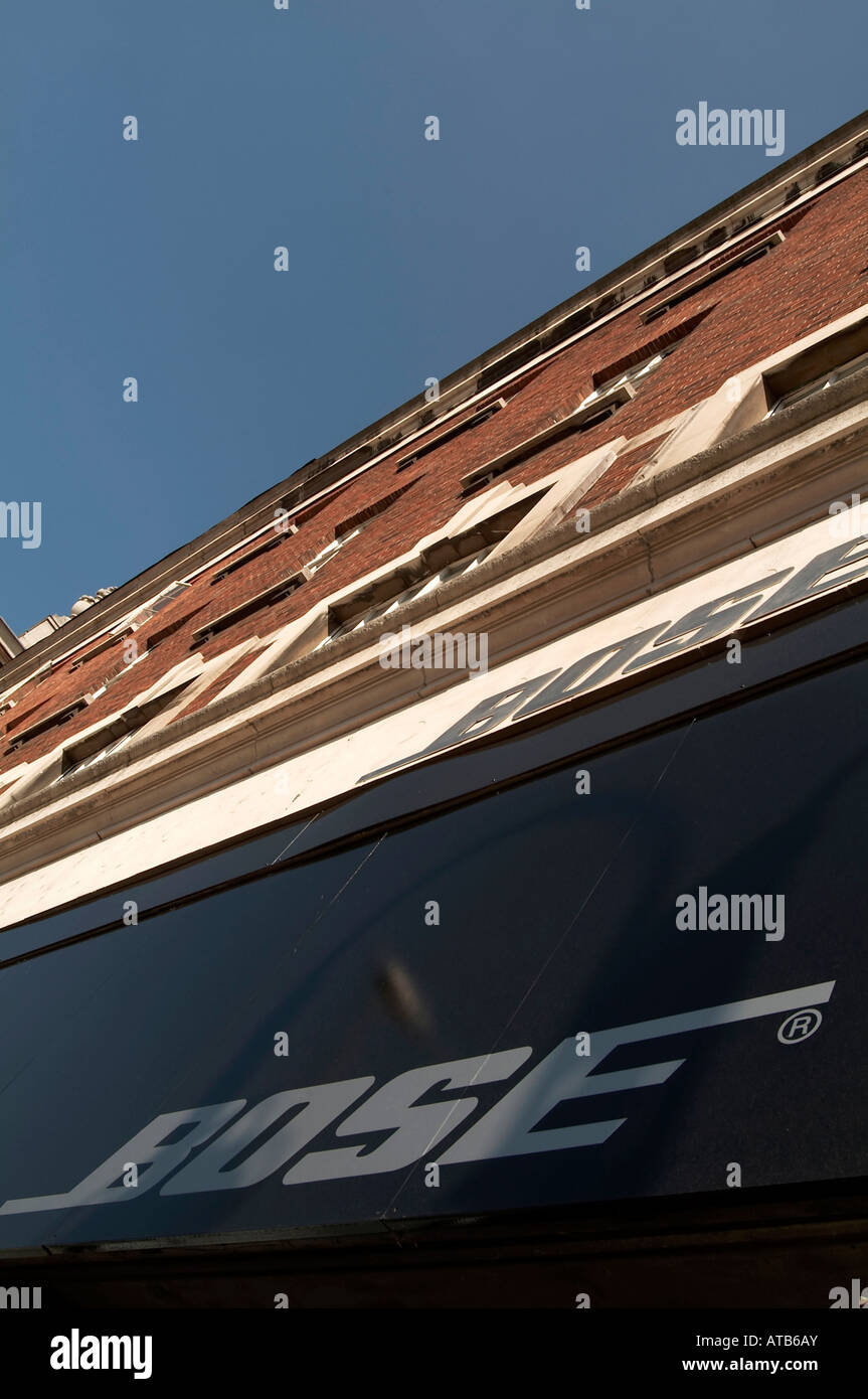 Bose shop hi-res stock photography and images - Alamy